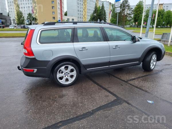 Серый Вольво ХС70 2015 в Елгава, объемом двигателя 2.40 л и пробегом 388 тыс. км за 10200 €, фото 9 на AUTOMOTO.COM.LV