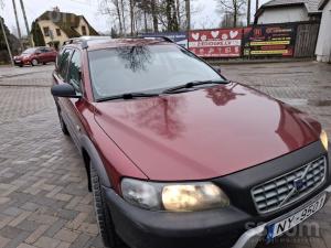 Sarkans Volvo XC70 2004 Ogre, ar dzinēja tilpumu 2.40 L un nobraukumu 413 tūkst. km par 3250 €, foto 1 vietnē AUTOMOTO.COM.LV