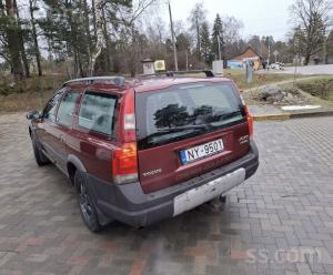 Sarkans Volvo XC70 2004 Ogre, ar dzinēja tilpumu 2.40 L un nobraukumu 413 tūkst. km par 3250 €, foto 2 vietnē AUTOMOTO.COM.LV