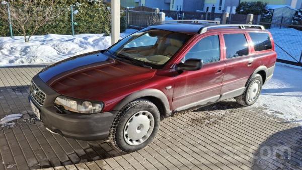 Sarkans Volvo XC70 2002 Rīga, ar dzinēja tilpumu 2.40 L un nobraukumu 343 tūkst. km par 3700 €, foto 2 vietnē AUTOMOTO.COM.LV