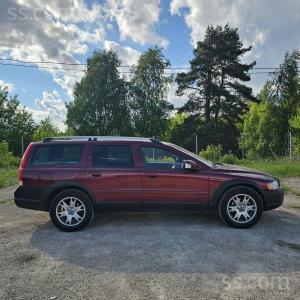 Sarkans Volvo XC70 2006 Rīga, ar dzinēja tilpumu 2.40 L un nobraukumu 295 tūkst. km par 3790 €, foto 8 vietnē AUTOMOTO.COM.LV
