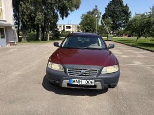Красный Вольво ХС70 2006 в Кретинга, объемом двигателя 2.52 л и пробегом 358 тыс. км за 2000 €, фото 6 на AUTOMOTO.COM.LV