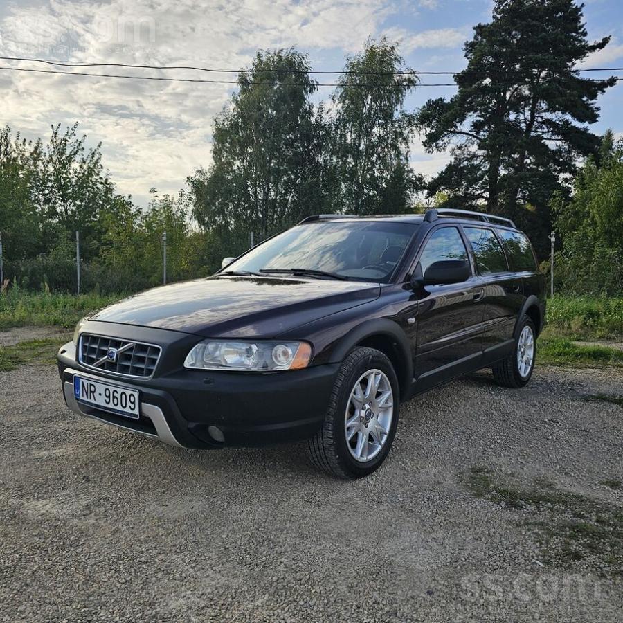 Sarkans Volvo XC70 2006 Rīga, ar dzinēja tilpumu 2.40 L un nobraukumu 0 tūkst. km par 4350 €, foto 4 vietnē AUTOMOTO.COM.LV