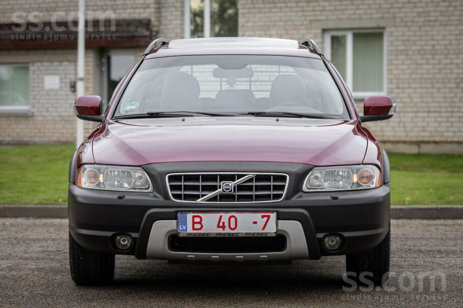 Sarkans Volvo XC70 2006 Tukums, ar dzinēja tilpumu 2.40 L un nobraukumu 397 tūkst. km par 5500 €, foto 3 vietnē AUTOMOTO.COM.LV