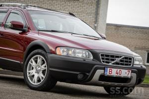 Sarkans Volvo XC70 2006 Tukums, ar dzinēja tilpumu 2.40 L un nobraukumu 397 tūkst. km par 5500 €, foto 5 vietnē AUTOMOTO.COM.LV