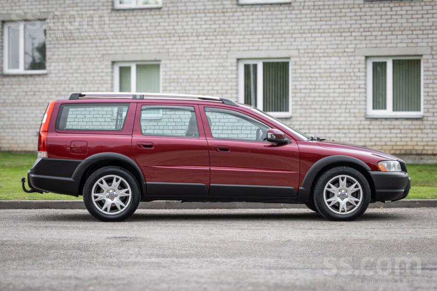 Sarkans Volvo XC70 2006 Tukums, ar dzinēja tilpumu 2.40 L un nobraukumu 397 tūkst. km par 5500 €, foto 11 vietnē AUTOMOTO.COM.LV