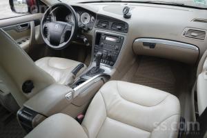 Sarkans Volvo XC70 2006 Tukums, ar dzinēja tilpumu 2.40 L un nobraukumu 397 tūkst. km par 5500 €, foto 19 vietnē AUTOMOTO.COM.LV