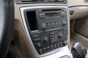 Sarkans Volvo XC70 2006 Tukums, ar dzinēja tilpumu 2.40 L un nobraukumu 397 tūkst. km par 5500 €, foto 23 vietnē AUTOMOTO.COM.LV