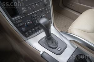 Sarkans Volvo XC70 2006 Tukums, ar dzinēja tilpumu 2.40 L un nobraukumu 397 tūkst. km par 5500 €, foto 24 vietnē AUTOMOTO.COM.LV