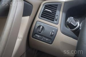 Sarkans Volvo XC70 2006 Tukums, ar dzinēja tilpumu 2.40 L un nobraukumu 397 tūkst. km par 5500 €, foto 29 vietnē AUTOMOTO.COM.LV