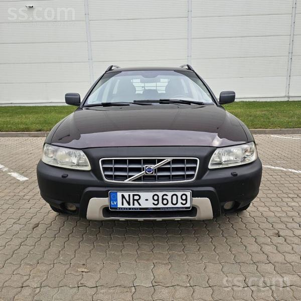 Вольво ХС70 2006 в Рига на AUTOMOTO.COM.LV Красный Вольво ХС70 2006 в Рига, объемом двигателя 2.40 л и пробегом 0 тыс. км за 4040 €, фото 3 на AUTOMOTO.COM.LV