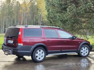 Sarkans Volvo XC70 2006 Preiļi, ar dzinēja tilpumu 2.40 L un nobraukumu 0 tūkst. km par 3050 €, foto 6 vietnē AUTOMOTO.COM.LV