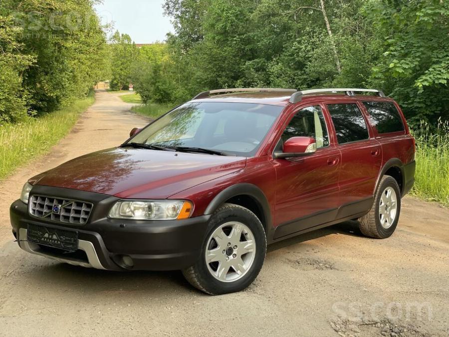 Red Volvo XC70 2007 in Riga, with an engine capacity of 2.40 L and mileage of 0 thousand km for 4150 €, photo 6 on AUTOMOTO.COM.LV