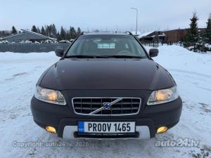 Red Volvo XC70 2007 in Tallinn, with an engine capacity of 2.40 L and mileage of 313 thousand km for 5990 €, photo 8 on AUTOMOTO.COM.LV
