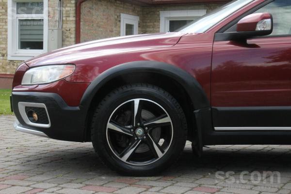 Sarkans Volvo XC70 2008 Rīga, ar dzinēja tilpumu 2.40 L un nobraukumu 0 tūkst. km par 4350 €, foto 9 vietnē AUTOMOTO.COM.LV