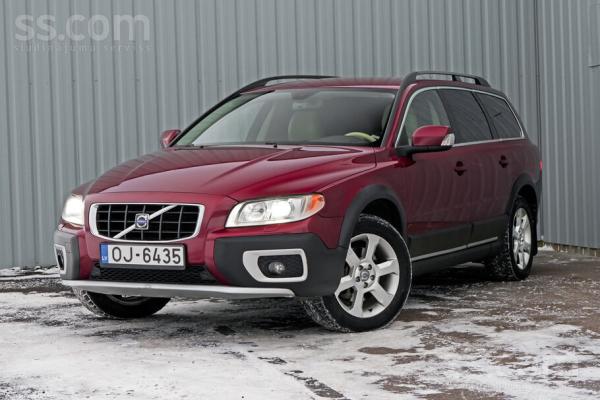 Sarkans Volvo XC70 2008 Ogre, ar dzinēja tilpumu 2.40 L un nobraukumu 0 tūkst. km par 5250 €, foto 1 vietnē AUTOMOTO.COM.LV