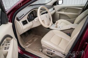 Red Volvo XC70 2008 in Ogre, with an engine capacity of 2.40 L and mileage of 0 thousand km for 5250 €, photo 9 on AUTOMOTO.COM.LV