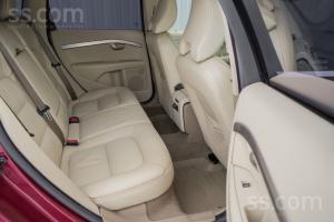 Red Volvo XC70 2008 in Ogre, with an engine capacity of 2.40 L and mileage of 0 thousand km for 5250 €, photo 16 on AUTOMOTO.COM.LV