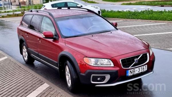 Sarkans Volvo XC70 2008 Cēsis, ar dzinēja tilpumu 2.40 L un nobraukumu 481 tūkst. km par 4200 €, foto 3 vietnē AUTOMOTO.COM.LV