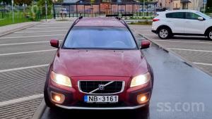Sarkans Volvo XC70 2008 Cēsis, ar dzinēja tilpumu 2.40 L un nobraukumu 481 tūkst. km par 4200 €, foto 15 vietnē AUTOMOTO.COM.LV
