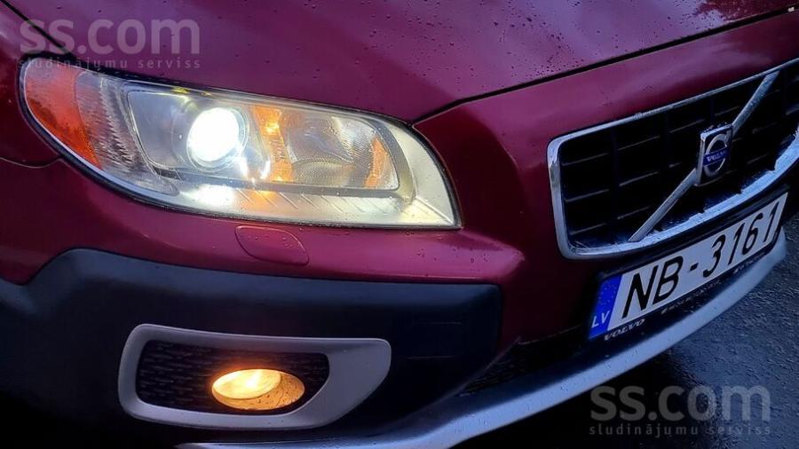 Sarkans Volvo XC70 2008 Cēsis, ar dzinēja tilpumu 2.40 L un nobraukumu 481 tūkst. km par 4200 €, foto 16 vietnē AUTOMOTO.COM.LV