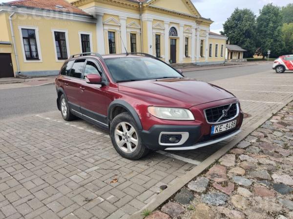 Красный Вольво ХС70 2008 в Резекне, объемом двигателя 2.40 л и пробегом 364 тыс. км за 4450 €, фото 1 на AUTOMOTO.COM.LV