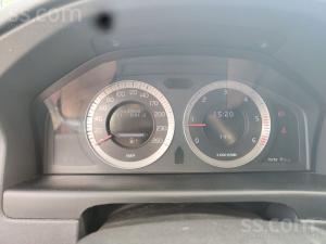 Sarkans Volvo XC70 2008 Rēzekne, ar dzinēja tilpumu 2.40 L un nobraukumu 364 tūkst. km par 4450 €, foto 9 vietnē AUTOMOTO.COM.LV