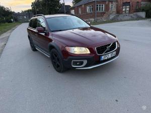 Красный Вольво ХС70 2008 в Куршенай, объемом двигателя 2.40 л и пробегом 357 тыс. км за 3100 €, фото 16 на AUTOMOTO.COM.LV