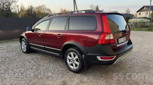 Red Volvo XC70 2008 in Rezekne, with an engine capacity of 2.40 L and mileage of 366 thousand km for 4550 €, photo 4 on AUTOMOTO.COM.LV