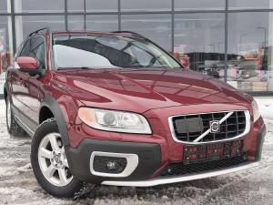 Red Volvo XC70 2009 in Vilnius, with an engine capacity of 2.40 L and mileage of 263 thousand km for 7750 €, photo 3 on AUTOMOTO.COM.LV