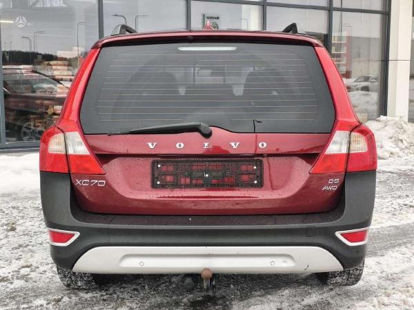 Sarkans Volvo XC70 2009 Viļņa, ar dzinēja tilpumu 2.40 L un nobraukumu 263 tūkst. km par 7750 €, foto 7 vietnē AUTOMOTO.COM.LV