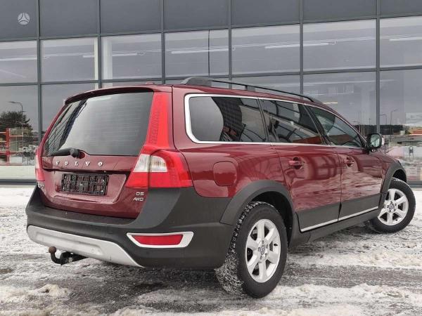 Sarkans Volvo XC70 2009 Viļņa, ar dzinēja tilpumu 2.40 L un nobraukumu 263 tūkst. km par 7750 €, foto 8 vietnē AUTOMOTO.COM.LV