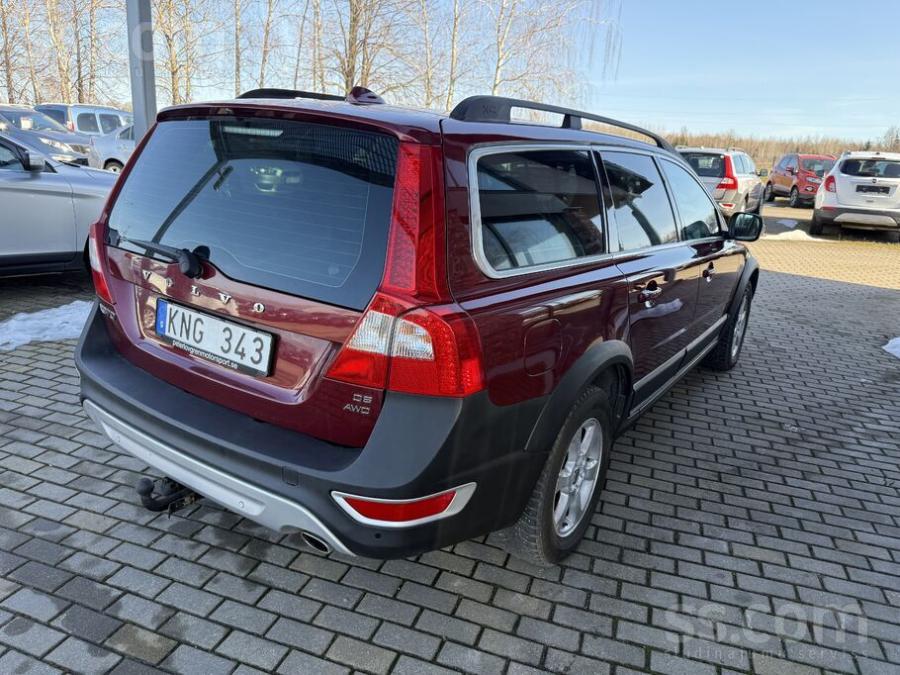 Sarkans Volvo XC70 2010 Talsi, ar dzinēja tilpumu 2.40 L un nobraukumu 308 tūkst. km par 8970 €, foto 11 vietnē AUTOMOTO.COM.LV