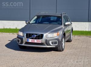 Sarkans Volvo XC70 2012 Rīga, ar dzinēja tilpumu 2.40 L un nobraukumu 336 tūkst. km par 14500 €, foto 2 vietnē AUTOMOTO.COM.LV