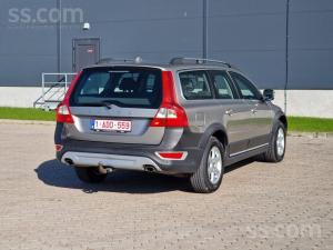 Sarkans Volvo XC70 2012 Rīga, ar dzinēja tilpumu 2.40 L un nobraukumu 336 tūkst. km par 14500 €, foto 5 vietnē AUTOMOTO.COM.LV