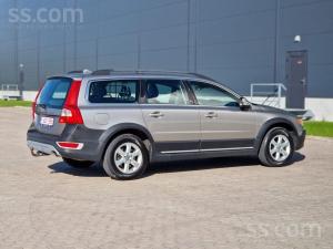 Sarkans Volvo XC70 2012 Rīga, ar dzinēja tilpumu 2.40 L un nobraukumu 336 tūkst. km par 14500 €, foto 6 vietnē AUTOMOTO.COM.LV