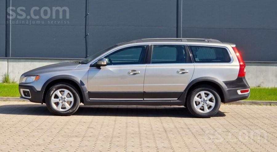 Sarkans Volvo XC70 2012 Rīga, ar dzinēja tilpumu 2.40 L un nobraukumu 336 tūkst. km par 14500 €, foto 26 vietnē AUTOMOTO.COM.LV