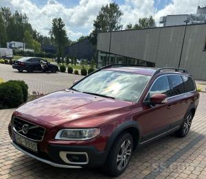 Red Volvo XC70 2012 in Riga, with an engine capacity of 2.40 L and mileage of 247 thousand km for 8995 €, photo 5 on AUTOMOTO.COM.LV