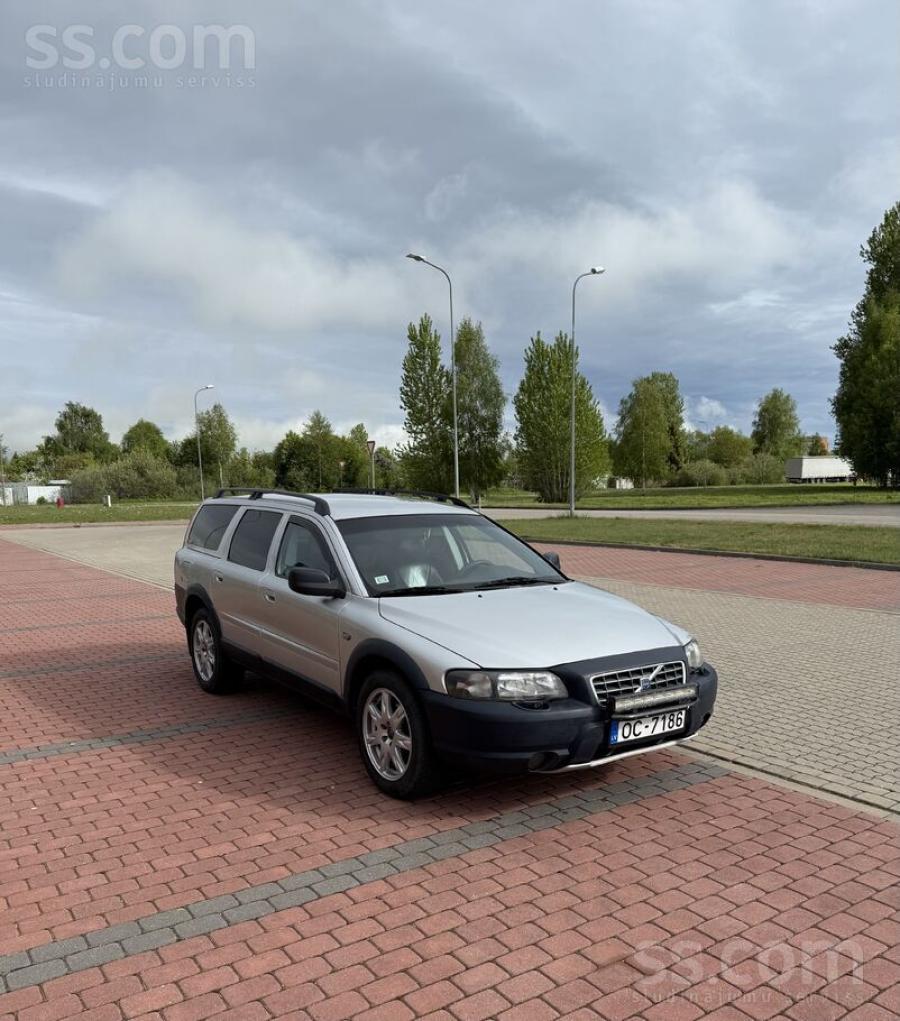 Volvo XC70 2000 Ventspils, ar dzinēja tilpumu 2.40 L un nobraukumu 463 tūkst. km par 3300 €, foto 2 vietnē AUTOMOTO.COM.LV