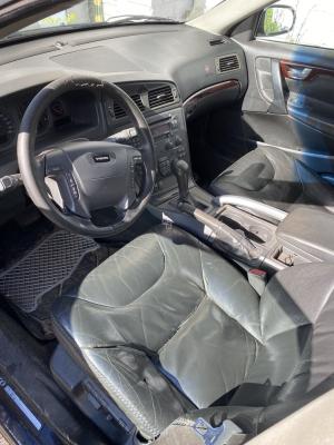 Volvo XC70 2000 in Ukmerge, with an engine capacity of 2.50 L and mileage of 375 thousand km for 500 €, photo 4 on AUTOMOTO.COM.LV