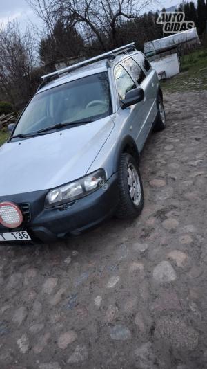 Volvo XC70 2001 in Silute, with an engine capacity of 2.40 L and mileage of 650 thousand km for 950 €, photo 4 on AUTOMOTO.COM.LV
