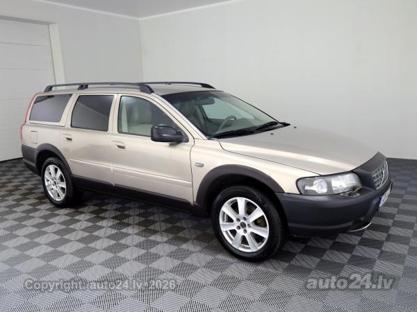 Volvo XC70 2002 in Tallinn, with an engine capacity of 2.40 L and mileage of 393 thousand km for 1199 €, photo 1 on AUTOMOTO.COM.LV
