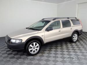 Volvo XC70 2002 in Tallinn, with an engine capacity of 2.40 L and mileage of 393 thousand km for 1199 €, photo 3 on AUTOMOTO.COM.LV