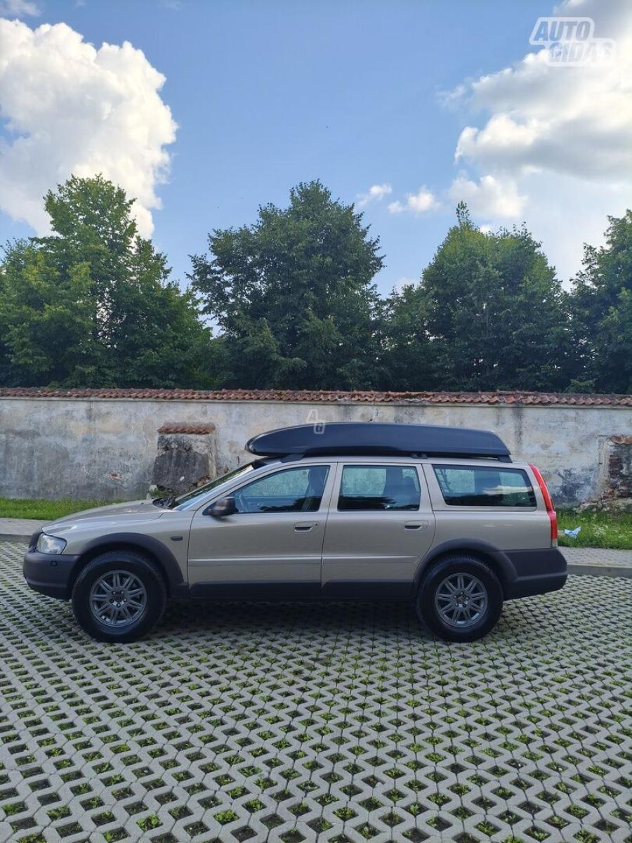 Volvo XC70 2002 in Kaunas, with an engine capacity of 2.40 L and mileage of 260 thousand km for 4500 €, photo 7 on AUTOMOTO.COM.LV