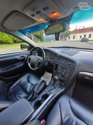 Volvo XC70 2002 in Kaunas, with an engine capacity of 2.40 L and mileage of 260 thousand km for 4500 €, photo 9 on AUTOMOTO.COM.LV