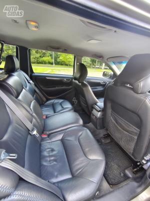 Volvo XC70 2002 in Kaunas, with an engine capacity of 2.40 L and mileage of 260 thousand km for 4500 €, photo 10 on AUTOMOTO.COM.LV