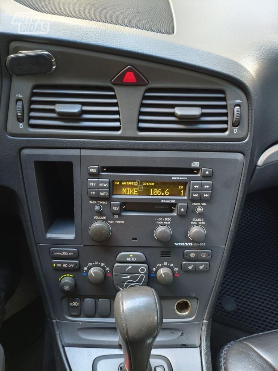 Volvo XC70 2002 in Kaunas, with an engine capacity of 2.40 L and mileage of 260 thousand km for 4500 €, photo 25 on AUTOMOTO.COM.LV