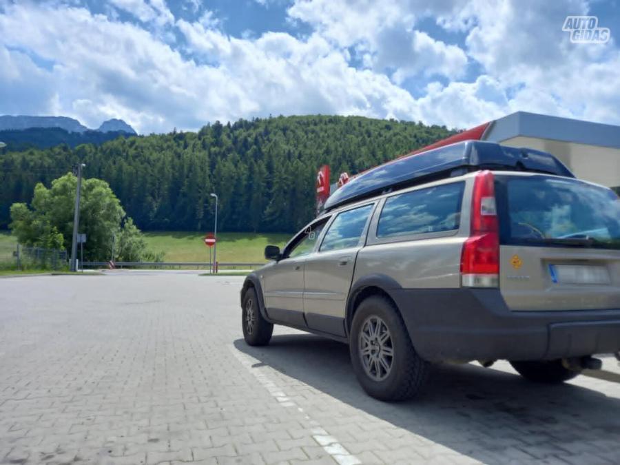 Volvo XC70 2002 in Kaunas, with an engine capacity of 2.40 L and mileage of 260 thousand km for 4500 €, photo 27 on AUTOMOTO.COM.LV