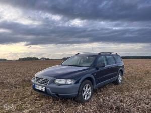 Volvo XC70 2002 in Klaipeda, with an engine capacity of 2.40 L and mileage of 375 thousand km for 999 €, photo 7 on AUTOMOTO.COM.LV
