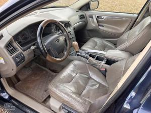 Volvo XC70 2002 in Klaipeda, with an engine capacity of 2.40 L and mileage of 375 thousand km for 999 €, photo 13 on AUTOMOTO.COM.LV